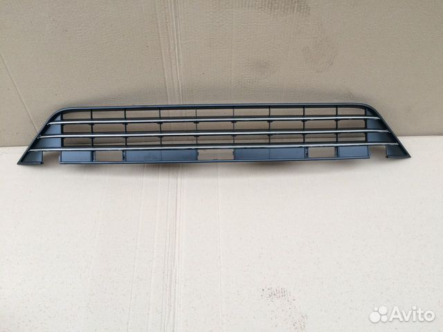 Решетка бампера Volkswagen Touareg 2 рестайлинг купить в Москве VAG ...